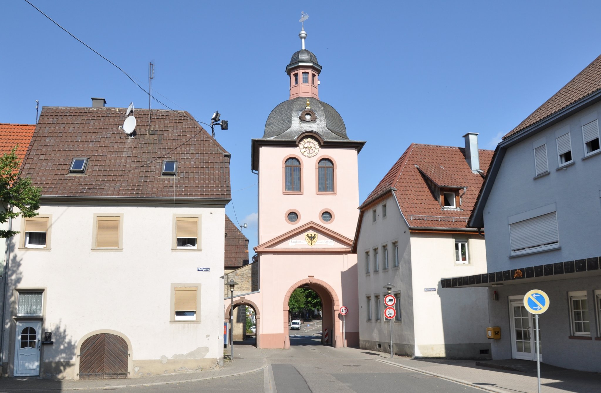 Dehom in Heidelheim und Helmsheim: Kleiner Rundgang durch das ...