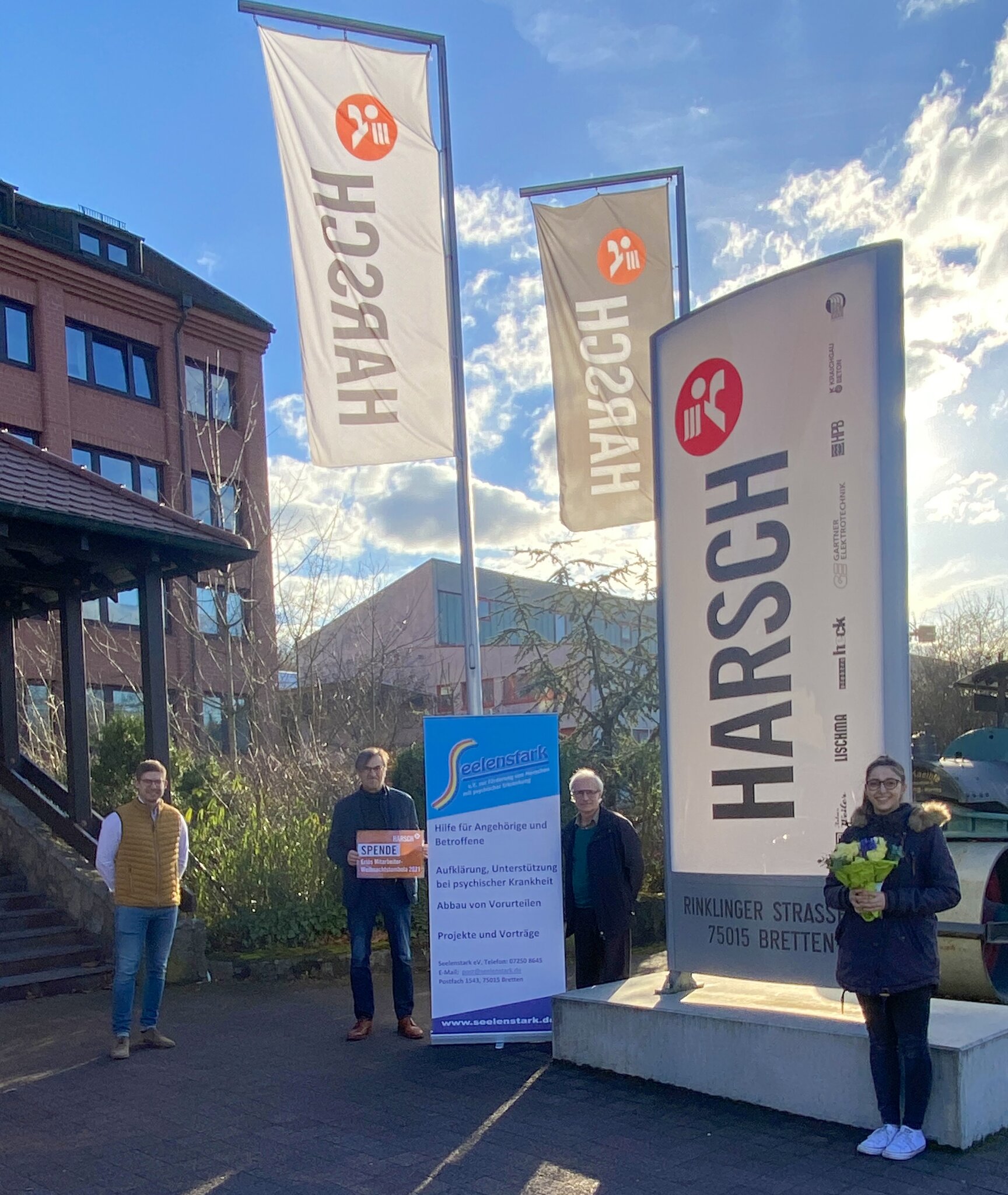 Harsch spendet an Verein Seelenstark: Erlöse aus der Weihnachtstombola ...