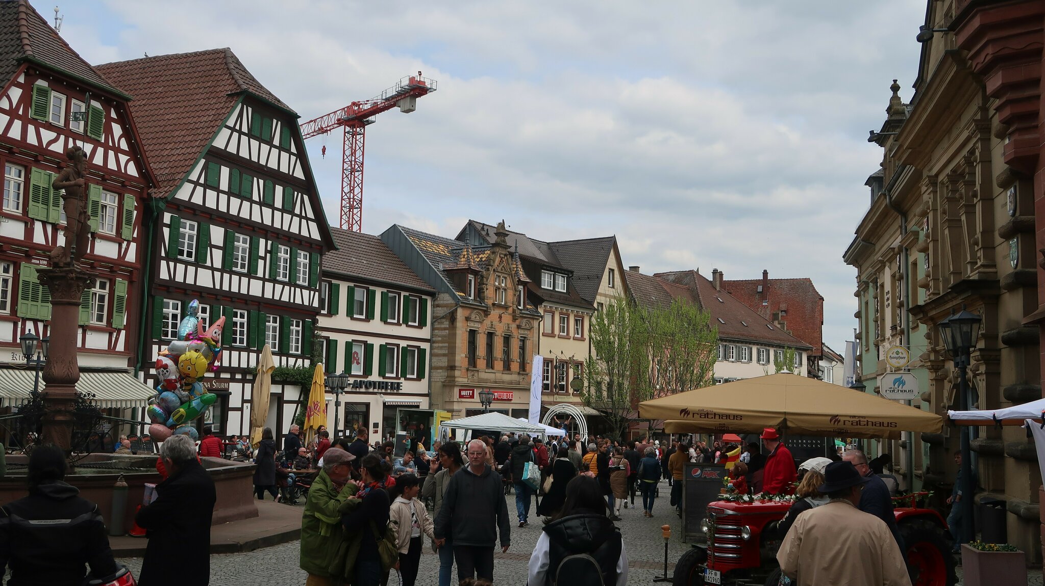 VOS in Bretten voller Erfolg: Sonne, Shopping und gute Laune - Bretten