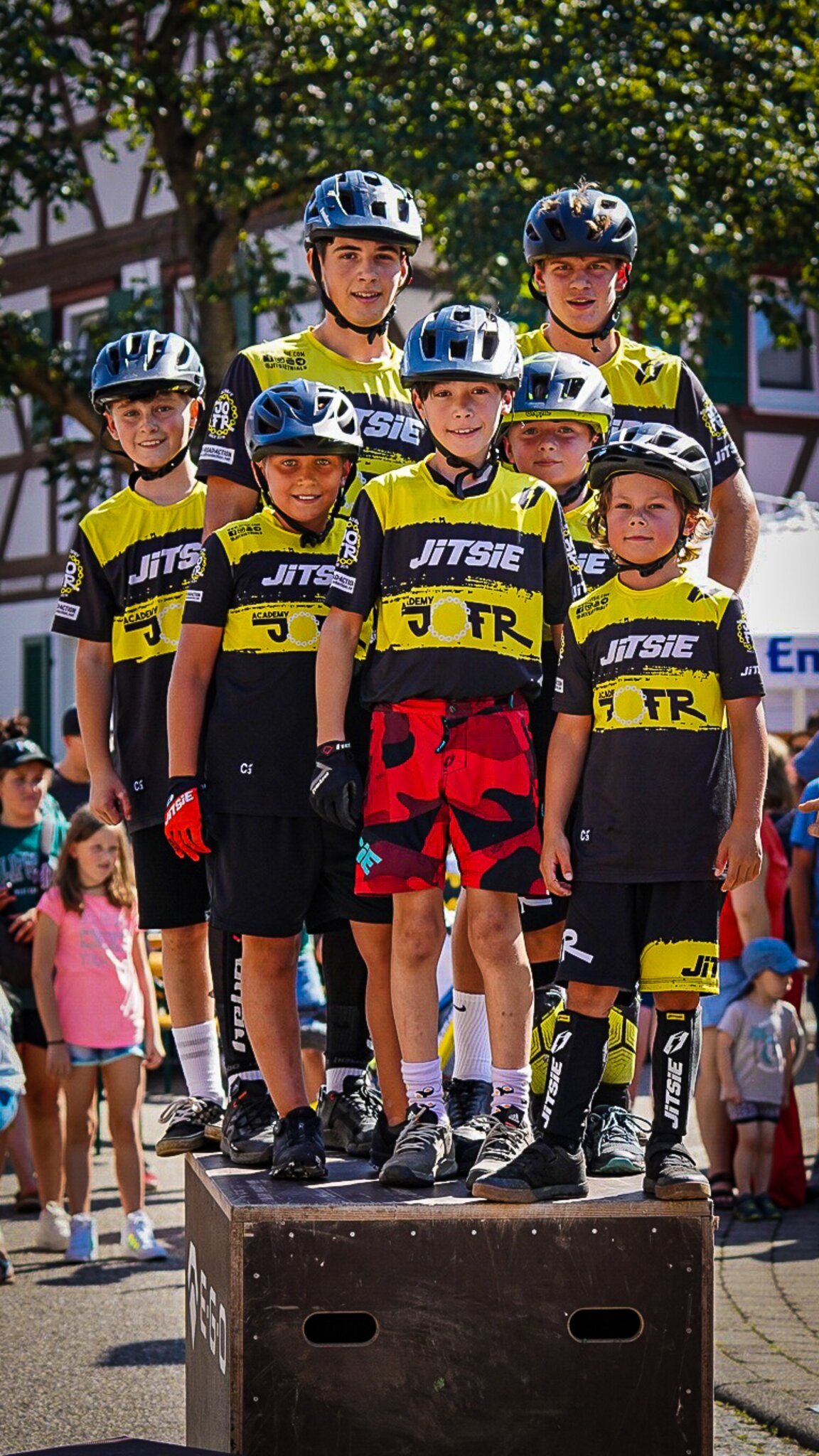 Steinhauer-Fest Freudenstein: JOFR Showteam begeistert die Zuschauer ...