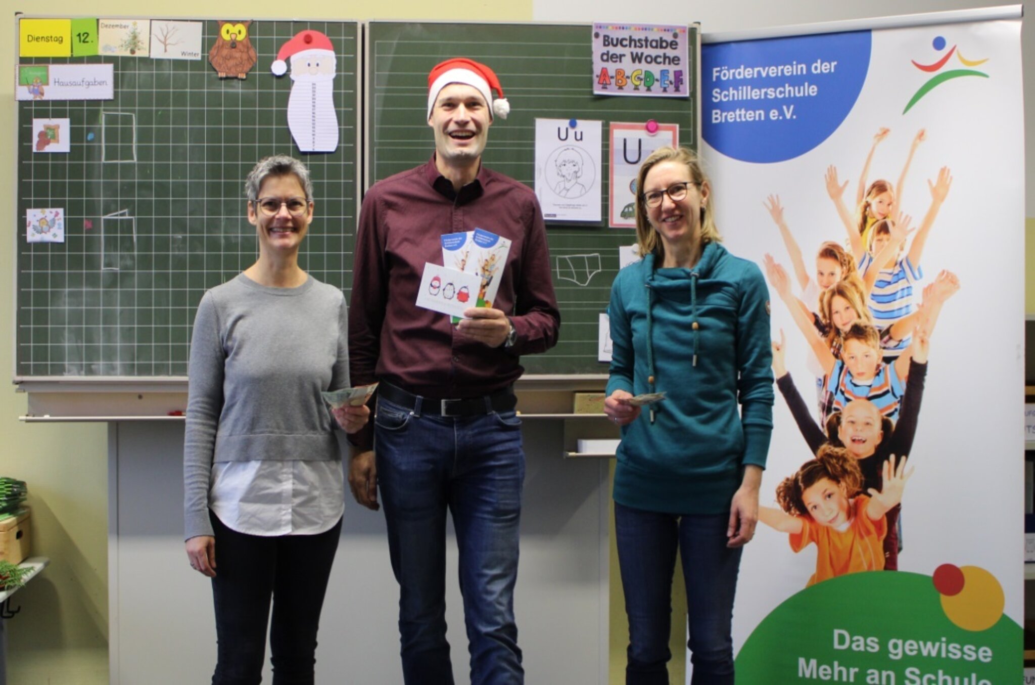 Weihnachtsgeld für die Klassenkasse: Siegerprämie an die Klasse 1a der ...