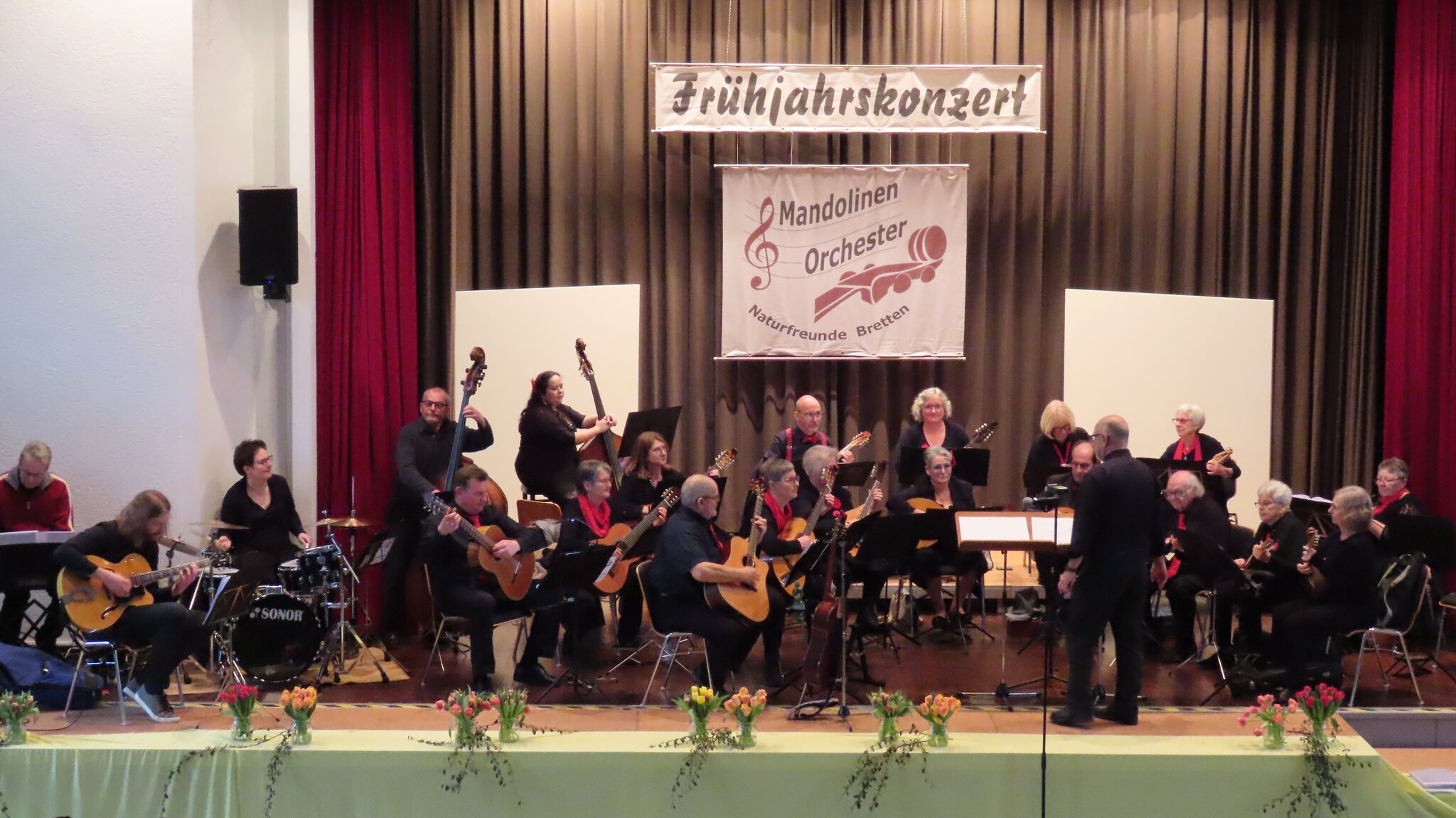 Frühjahrskonzert mit Stabwechsel: Mandolinenorchester und Jazz Club ...