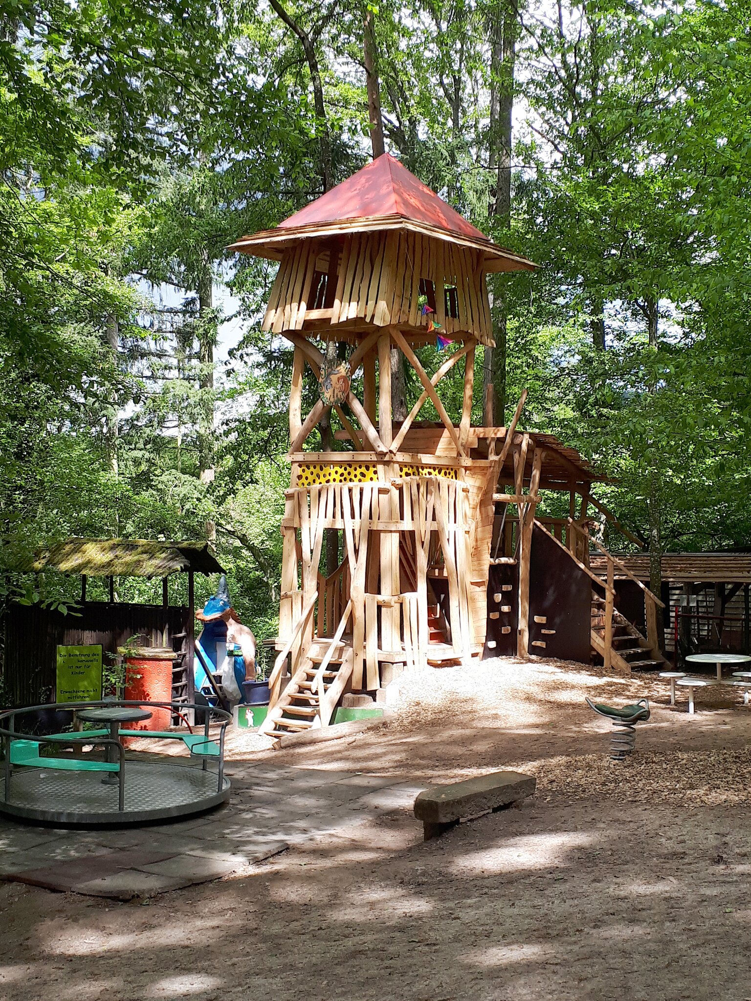 Kürnbacher Märchenwald unter neuer Leitung: Magische Erlebnisse für ...