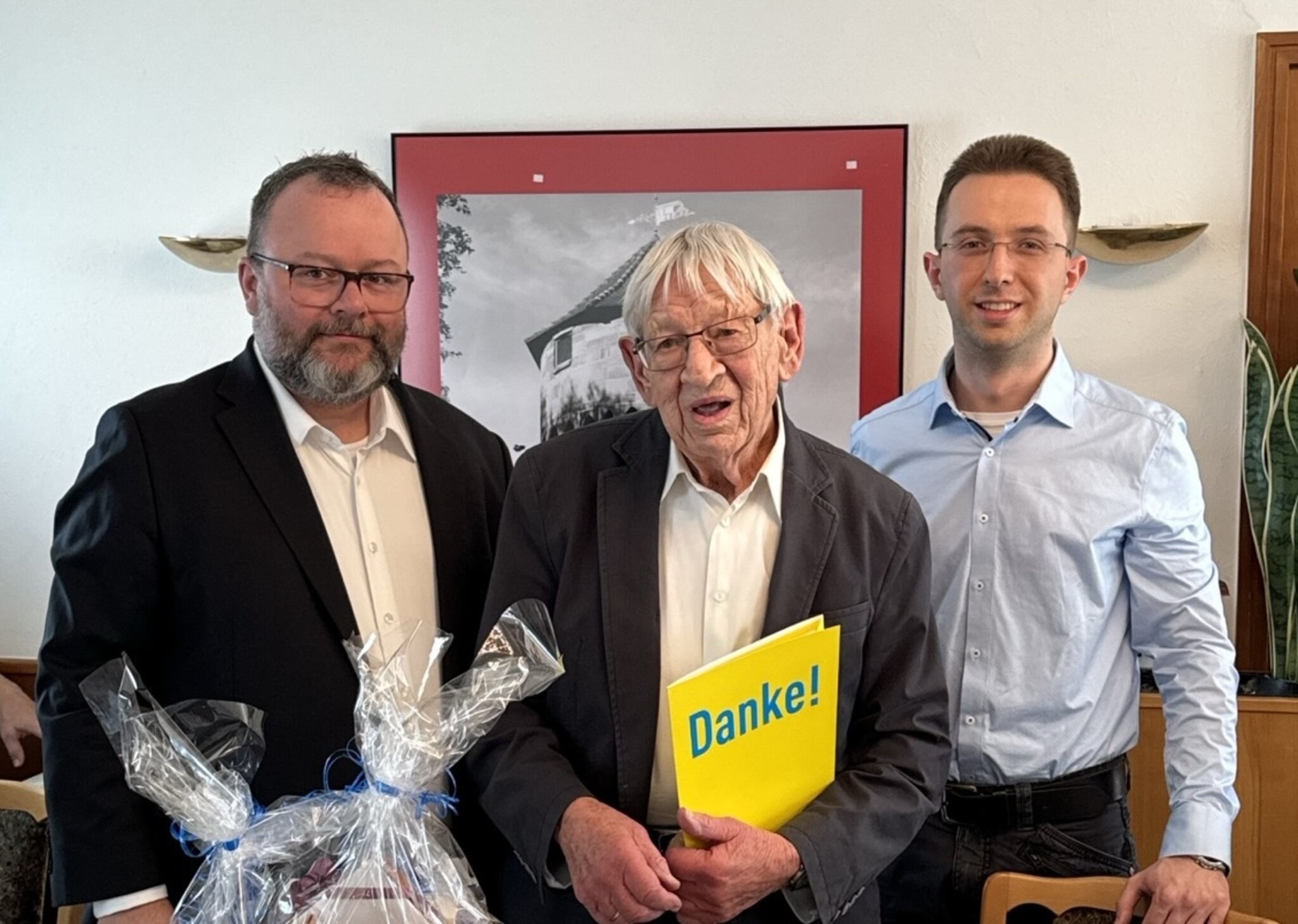 65 Jahre bei den Freien Demokraten: FDP ehrt Ernst Gillardon - Bretten