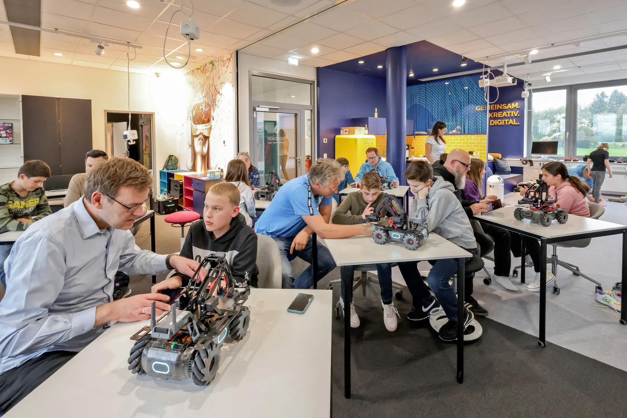 Unterricht und Kreativität: Tag der offenen Tür bei tecspaze in Bretten - Bretten